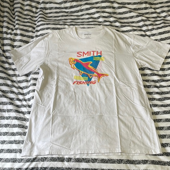 SMITH | Shirts | Smith Fishing Graphic Tshirt Mens Xl Lightly Worn ...